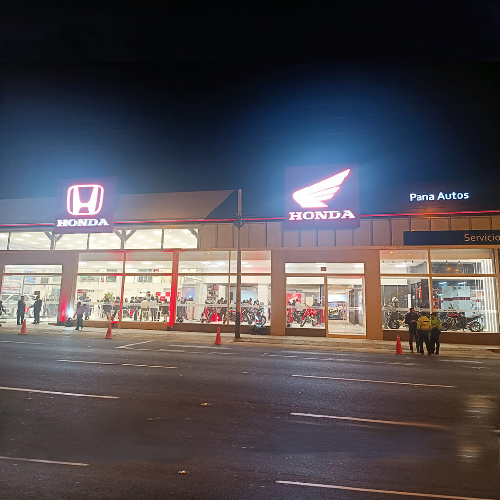 Honda del Perú y PanaAutos inauguran el primer Honda Center en el Perú ...